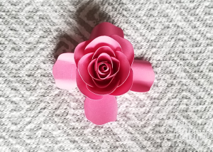 Mini Paper Rose - Living and Crafting