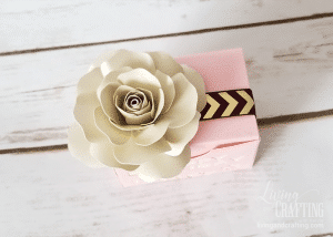 Mini Paper Rose - Living and Crafting