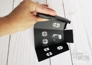 Halloween Haunted House Lantern - Living and Crafting