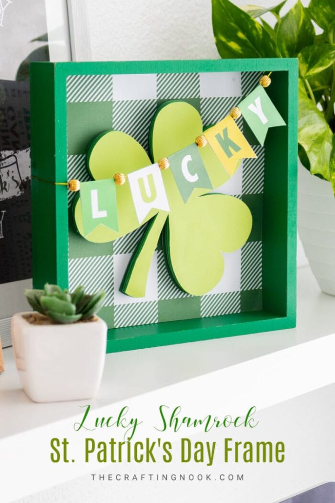 St. Patrick's Day Pot of Gold Paper Frame - Living and Crafting
